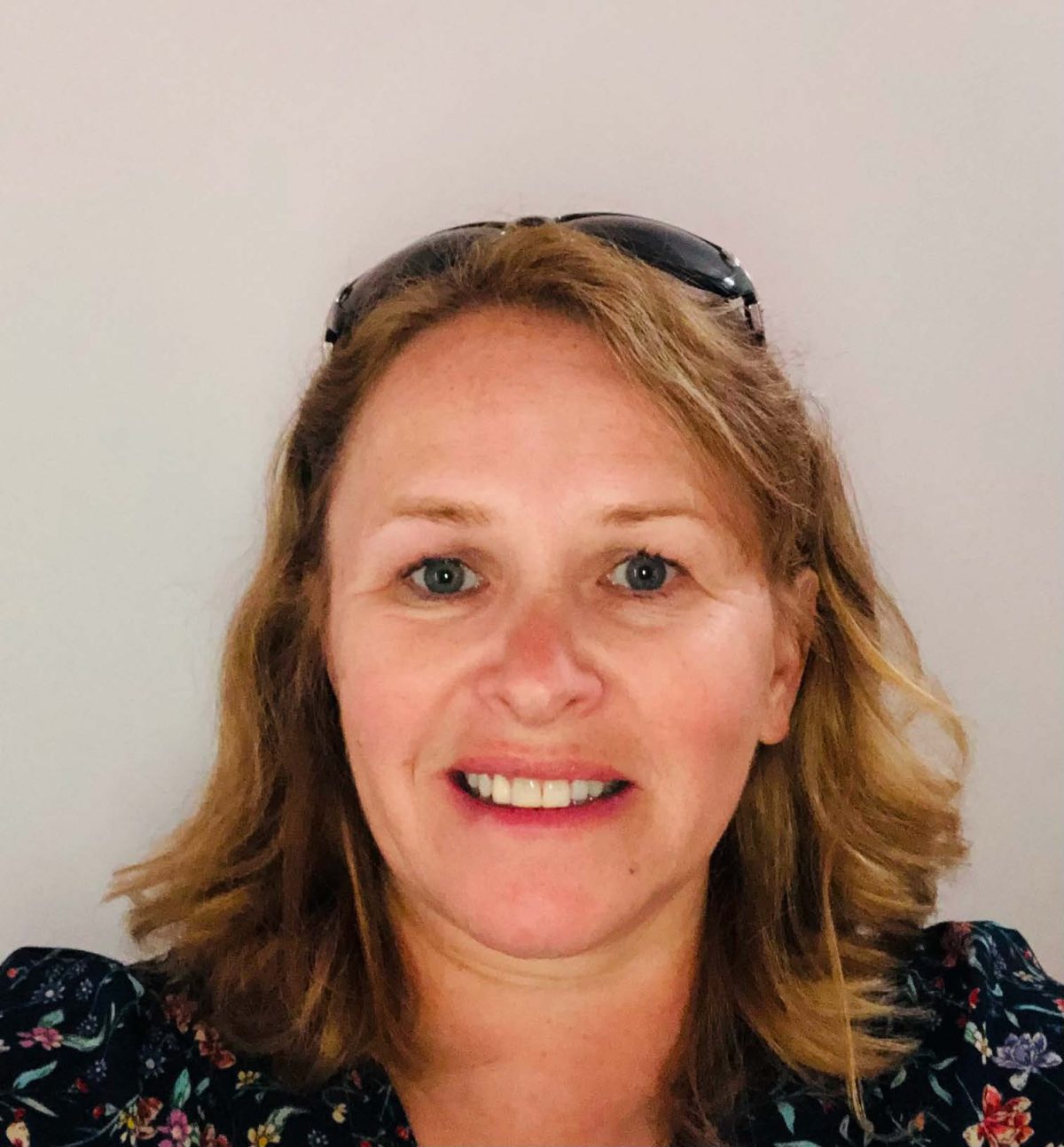 Engagement Service - Ysgol Y Deri