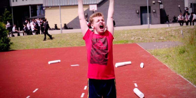 Derw Newydd - Ysgol Y Deri