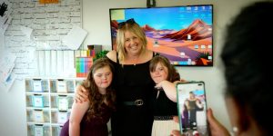 Derw Newydd - Ysgol Y Deri